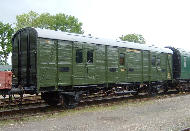 Bluebell Railway Passenger Rated Vans - Van C No.419